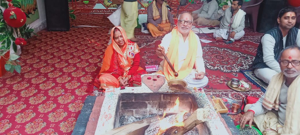 Shri Sukta and Purush Sukta recitation is happening every day, people ...