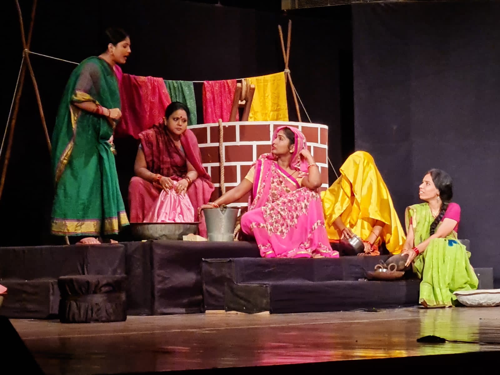Plays of renowned theater directors of the country including Makrand ...