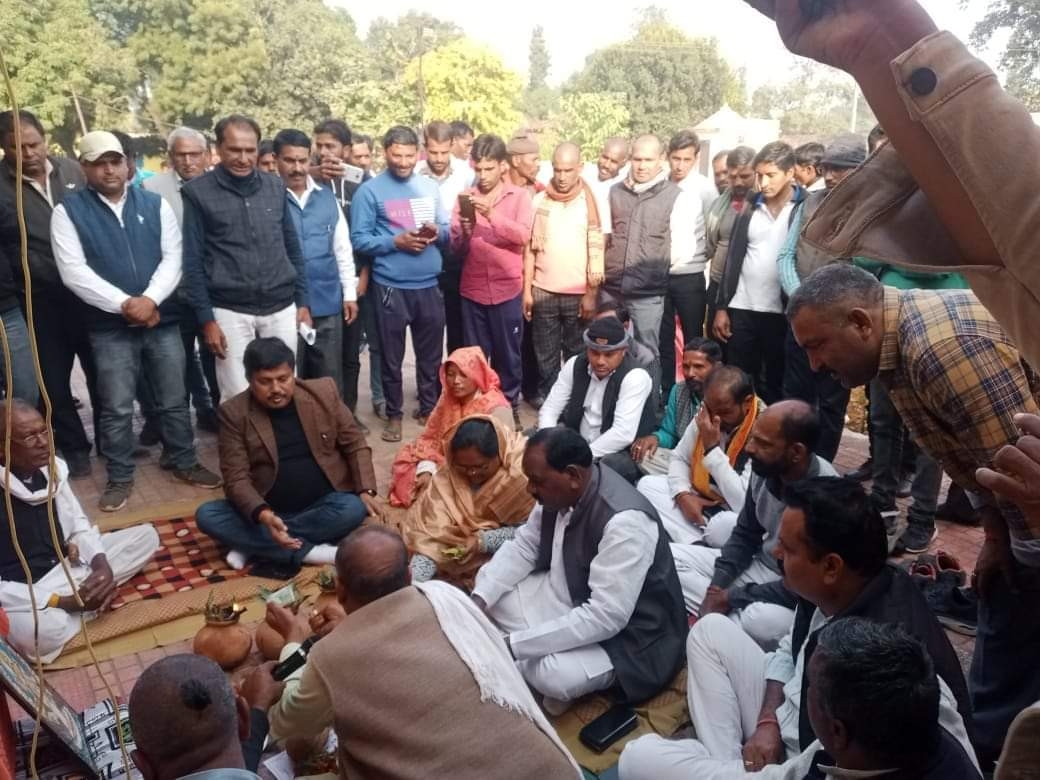 MLA Kunwar Singh Tekam performed Bhoomi Pujan of Higher Secondary building in Chinggawah | स्कूल ...