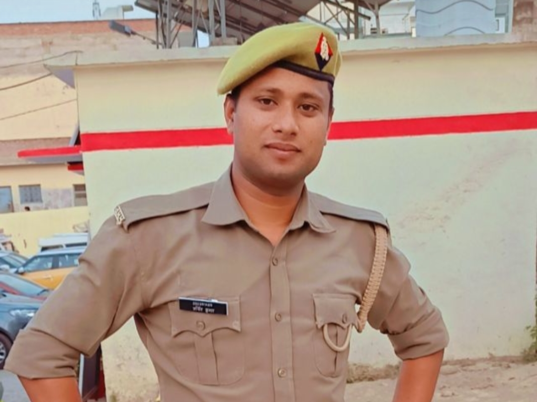 Constable injured in road accident dies in Firozabad Was going to ...