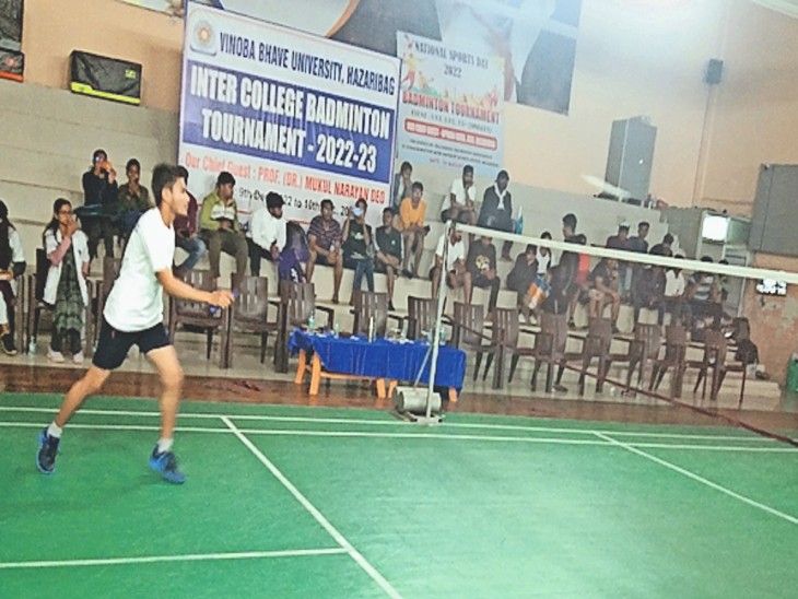Vibhavi Inter College Badminton Tournament started, 27 players arrived ...