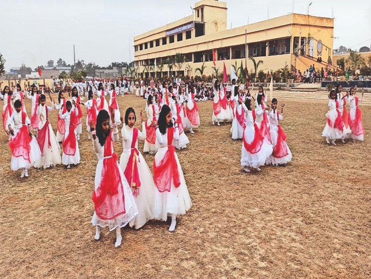 500 students of 38 Shishu Mandir schools of eight departments of Vidya ...