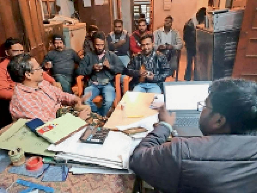 डाल्टेनगंज | Medininagar (Daltonganj) - Dainik Bhaskar