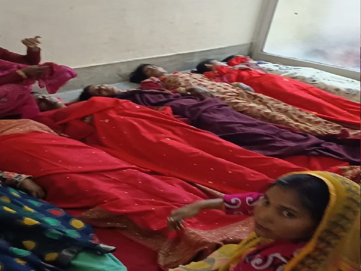 Women were made to lie on the ground like corpses | नसबंदी के बाद ...