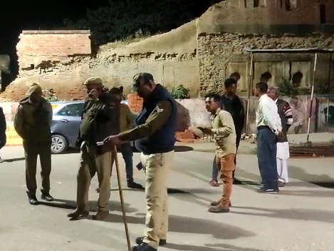 Woman and youth died on the spot, child minorly injured | बदायूं में ...