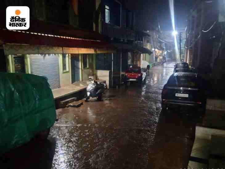 Madhya Pradesh Weather Update; Bhopal Indore Rain News Mandous Cyclone ...