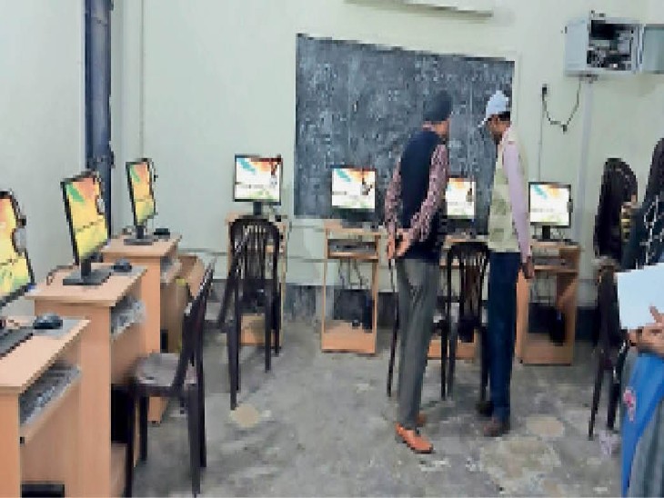 Computer labs for middle school children; Digital computer labs ...