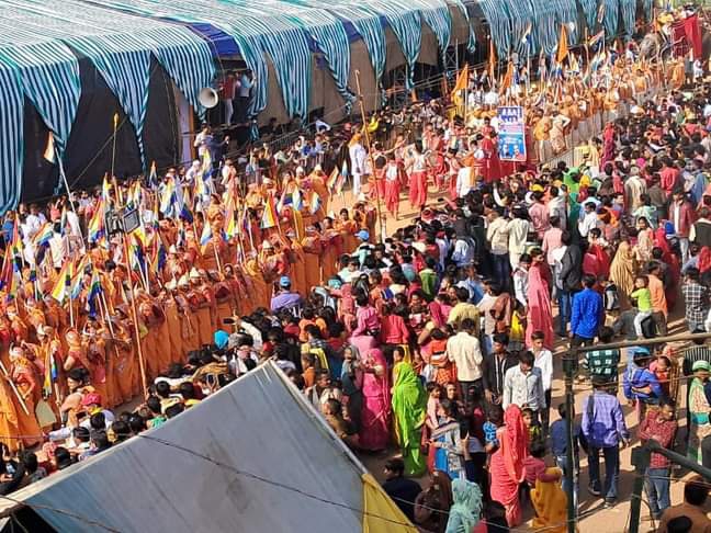 Danced to the tune of Divya Ghosh of Mugawali, the silver chariot ...