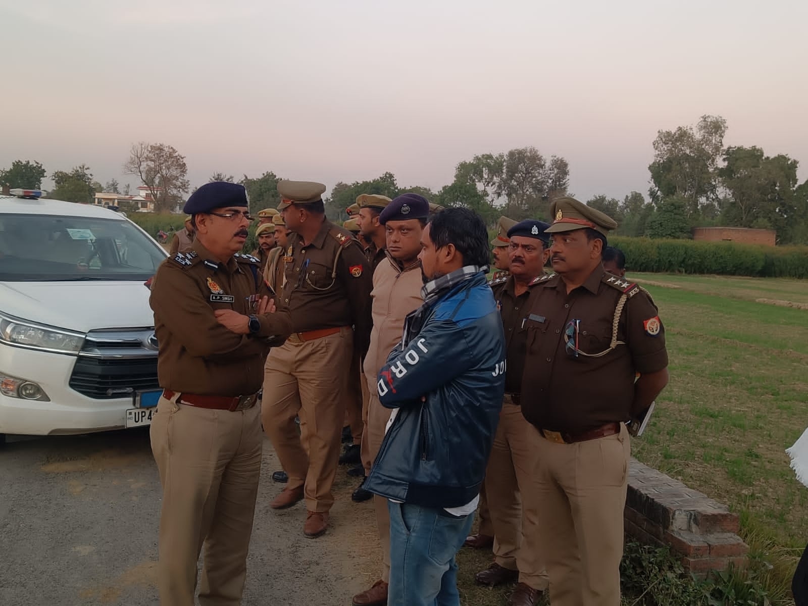 Looted 100 grams of gold and 5 kg of silver, DIG Range Ayodhya reached ...