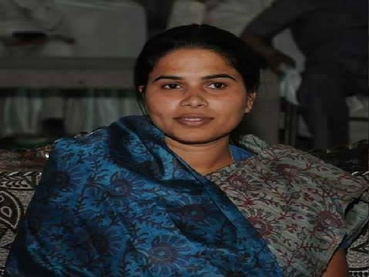 Non-bailable warrant against MLA Pooja Pal: District court issues ...
