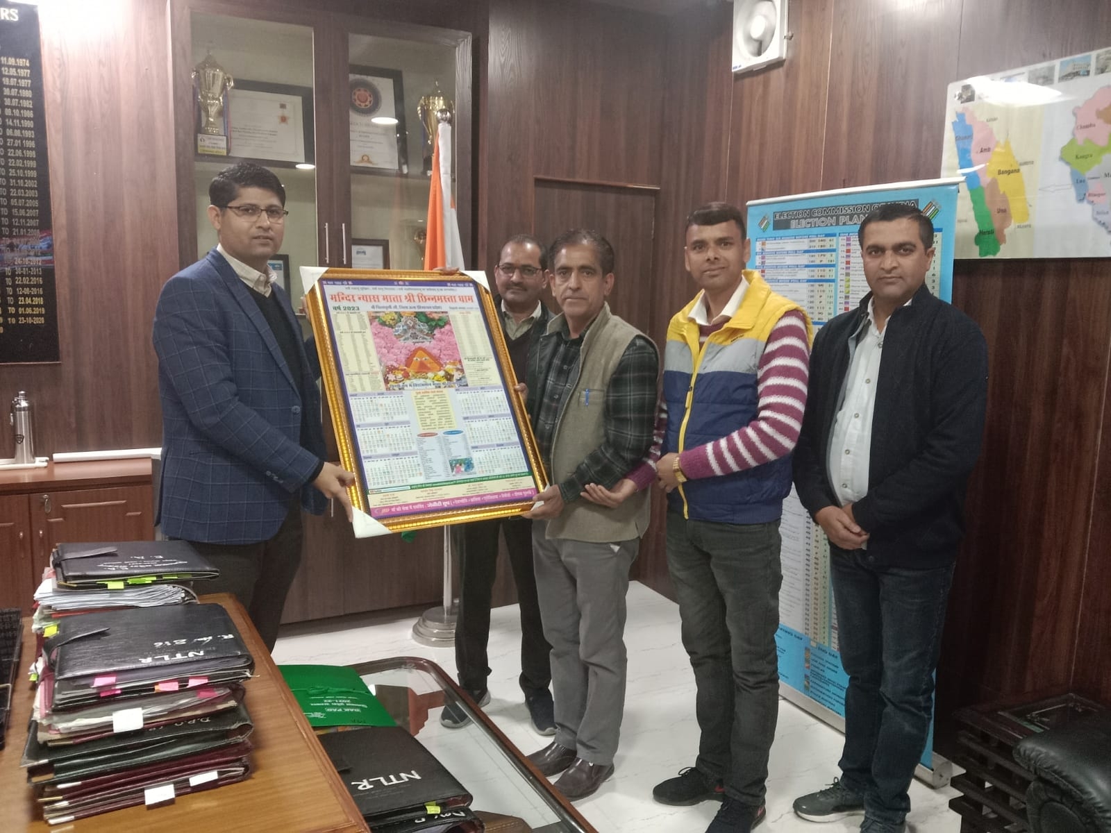 Mata Chintpurni 2023 calendar unveiled by DC Una | माता चिंतपूर्णी 2023 ...