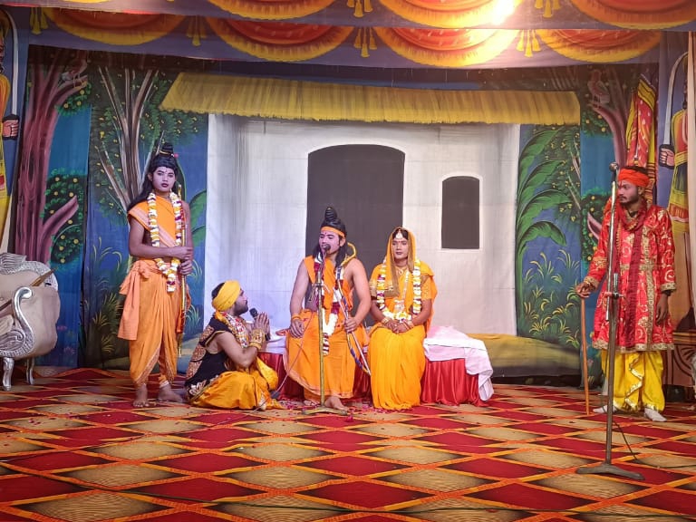 Lord Rama's exile was staged, the audience became emotional | रामलीला ...