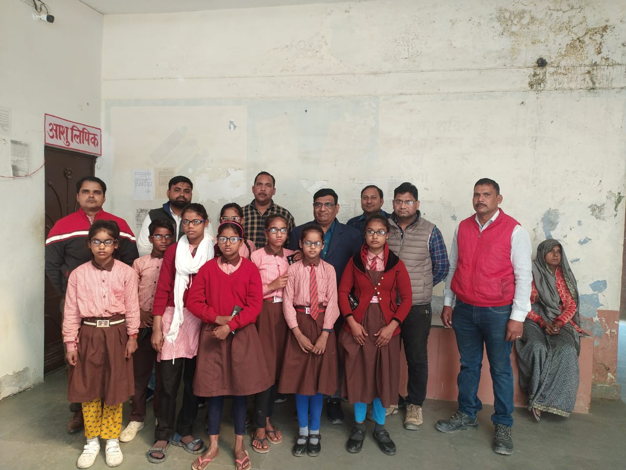 33 students got benefits under National Child Health Program | अलीगंज ...