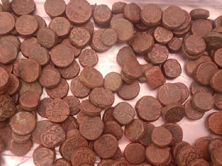 The first Indian currency was made of silver and copper,From Magadha ...