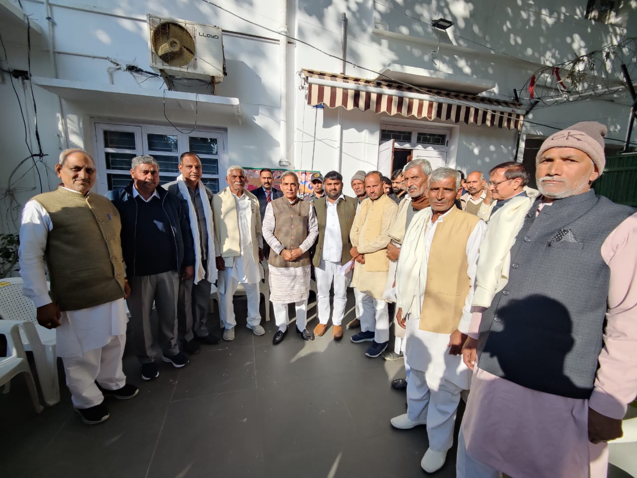 Farmers of Modinagar met MP in Delhi Demanded to give expressway loop ...