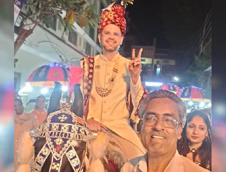 A young man came to Manawar to marry from 10 thousand km away, said ...