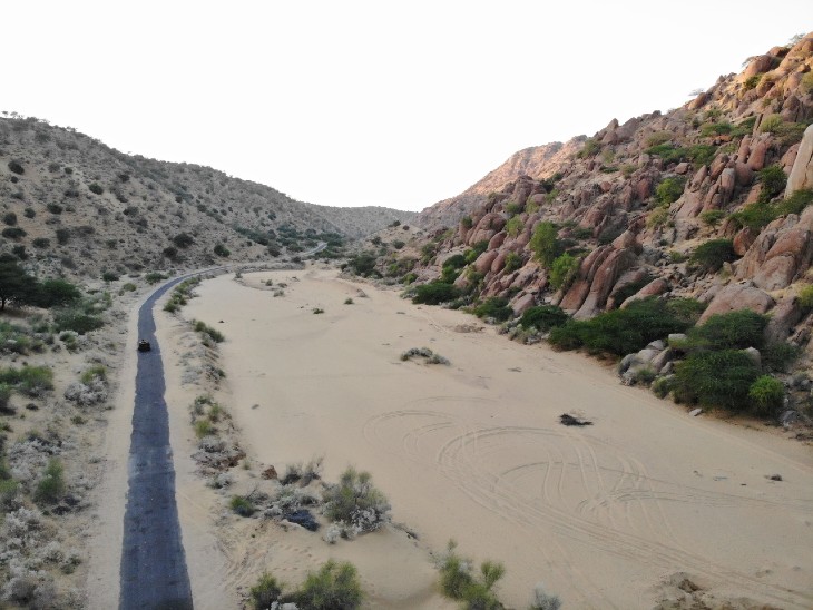 rajasthan barmer chohtan Nature's water harvesting system in the ...