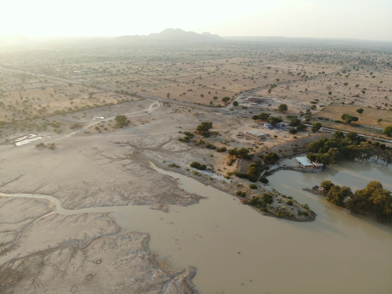 rajasthan barmer chohtan Nature's water harvesting system in the ...
