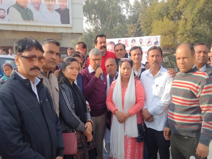 Rohtak News; Rohtak MLA attacked BJP, Bharat Bhushan Batra said: Bharat ... Rohtak News; Rohtak MLA attacked BJP, Bharat Bhushan Batra said: Bharat ...