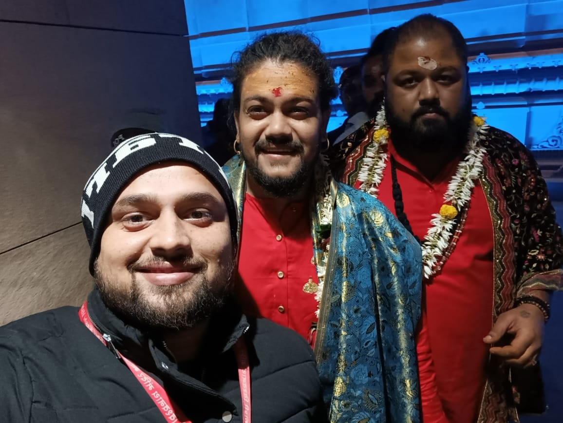 Singer Hansraj Raghuvanshi made an appearance in the court of Baba ...