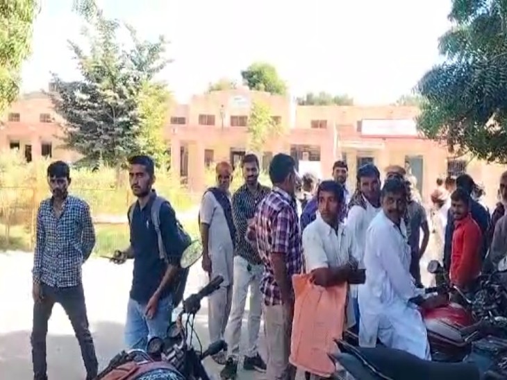 rajasthan barmer chohtan 5 miscreants kidnapped younger Bolero in a car ...