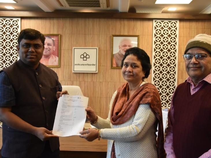 Commissioner Dr. Sumi Singh inaugurated the online portal, booking of 2 ...