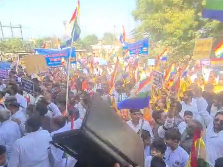 Demand to declare Sammed Shikhar ji as a holy pilgrimage site