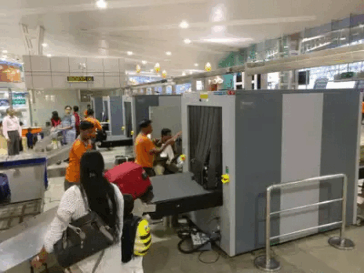 New scanners will let passengers entry at airport without removing ...