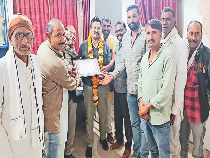 Organization of Kisan Swaraj Sangathan on providing adequate ...