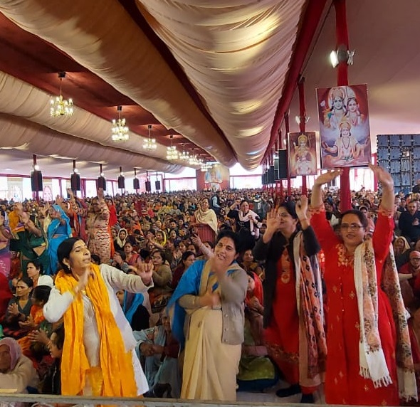 Sant Vijay Kaushal Maharaj inspired even children to listen to God's ...