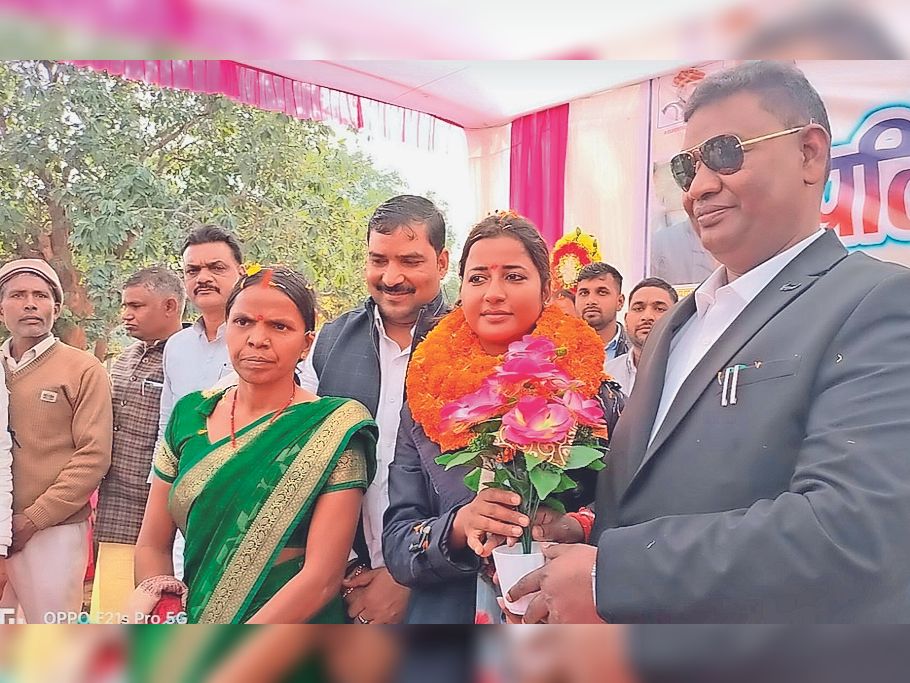 Teli Sahu Mahasabha's talent honor ceremony concluded at Pitij Bhatwa ...