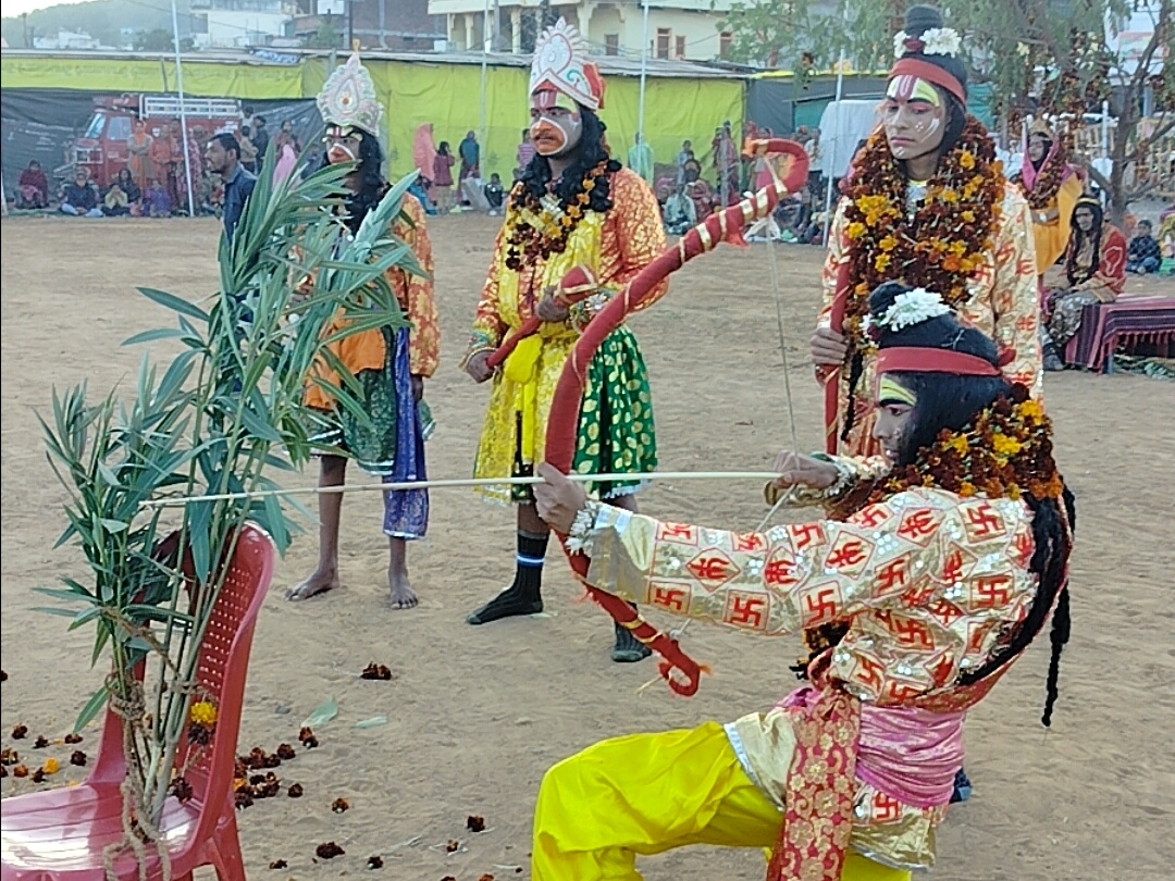 A large number of people came to see the friendship of Shriram Sugriva ...