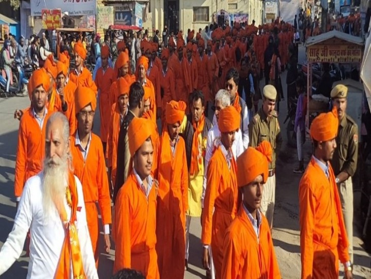 The message given to follow the principles of Swami Vivekananda, the ...