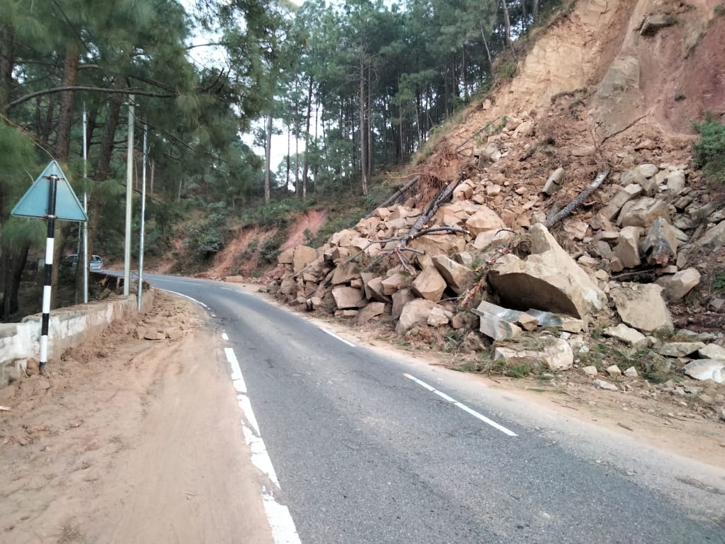 Sirmaur : Nahan-Shimla NH, Debris, PWD, NHAI | नाहन-शिमला NH पर मलबा ...