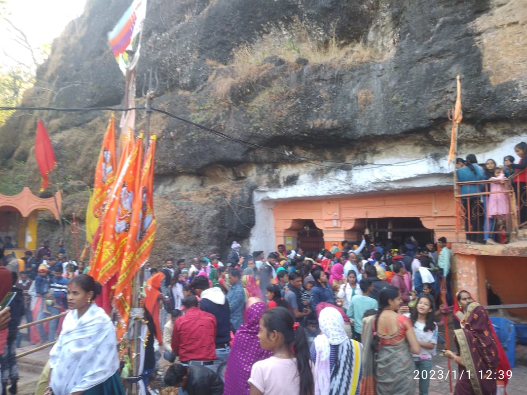 People visited Tawa Dam, Tilak Sindur, 11 Mukhi Hanuman Dham Temple and ...
