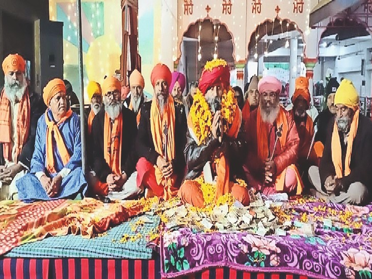 Had a gathering at the feet of Guru Ravidas ji in Ganga Khuralgarh ...