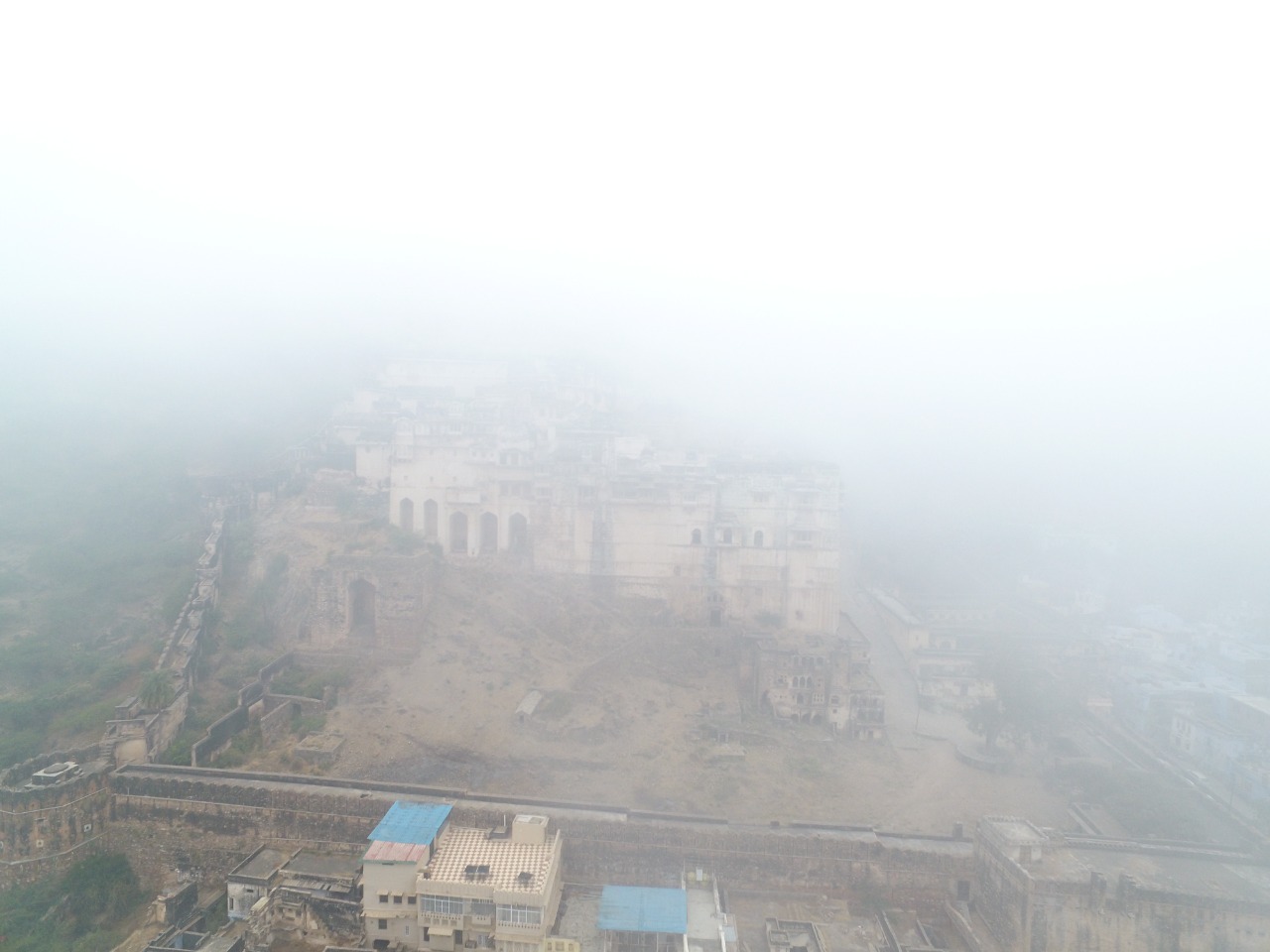 जयपुर में हाथ-पैर सुन्न करने वाली सर्दी; 5 साल बाद जनवरी में ऐसी ...