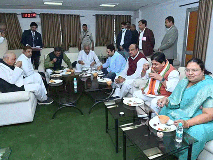 Banquet of Miletus in Assembly: Chief Minister fed dishes made of Kodo ...