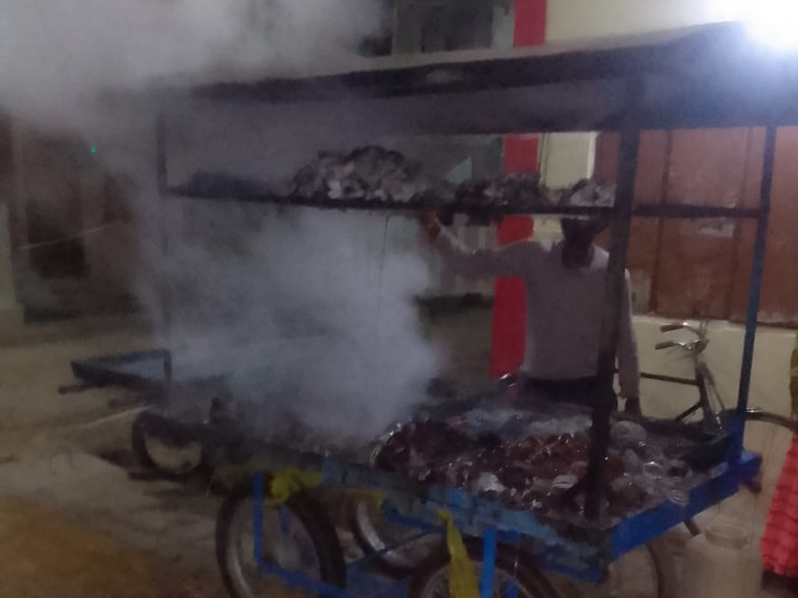 Fire broke out in Manihari's handcart, the victim said - Goods worth ...