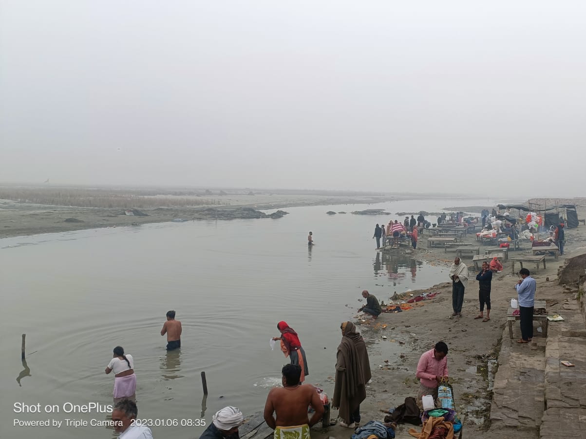 Devotees arrived for Ganga bath on Paush Purnima, earned virtue by ...
