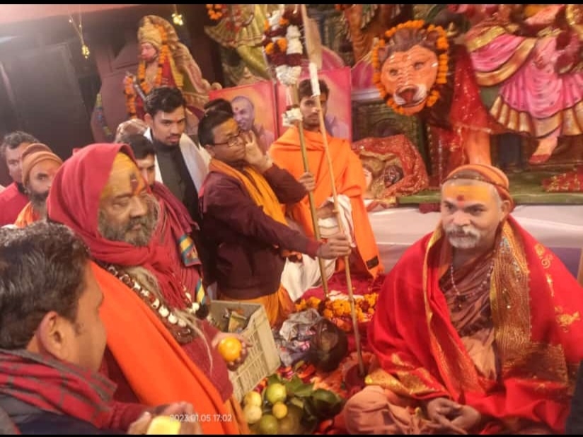 Devotees offered 56 bhog and 36 dishes to the mother by doing special ...