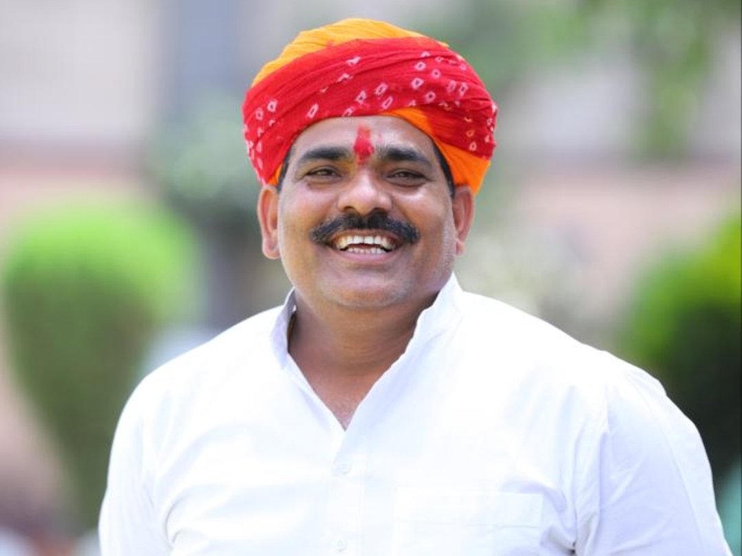 Manoj Chawla had applied in the Jabalpur High Court; surrender ...