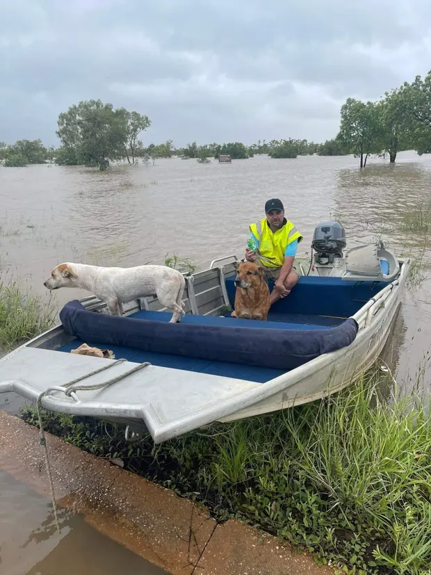 Australia Flood Situation Update; Tropical Cyclone Ellie Impacts On ...