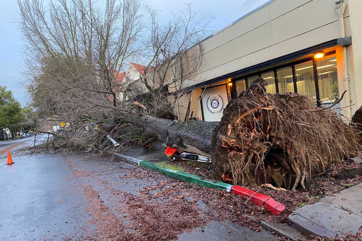 US California Cyclone Warnings Update; Governor Gavin Newsom ...