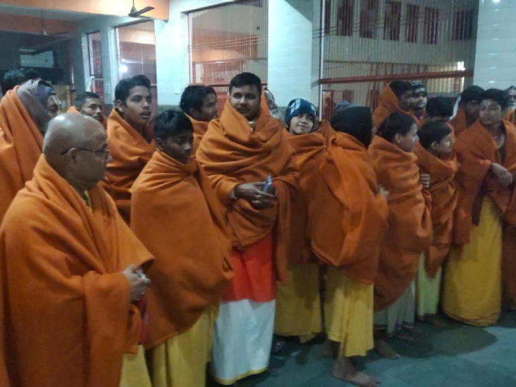 Swami Rajkumar Das said that this is the tradition of the ashram ...
