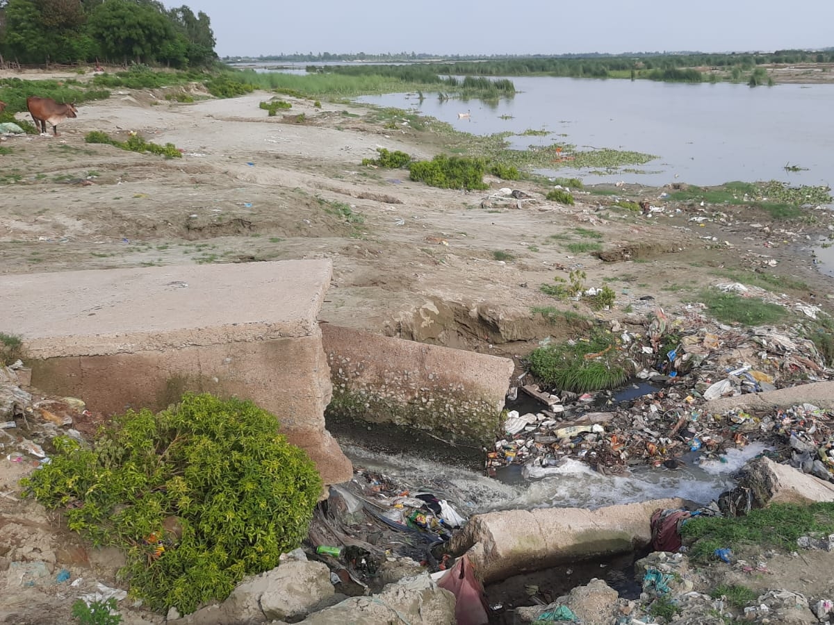 Notice issued to two, dirty water flowing in Ganges even after ...