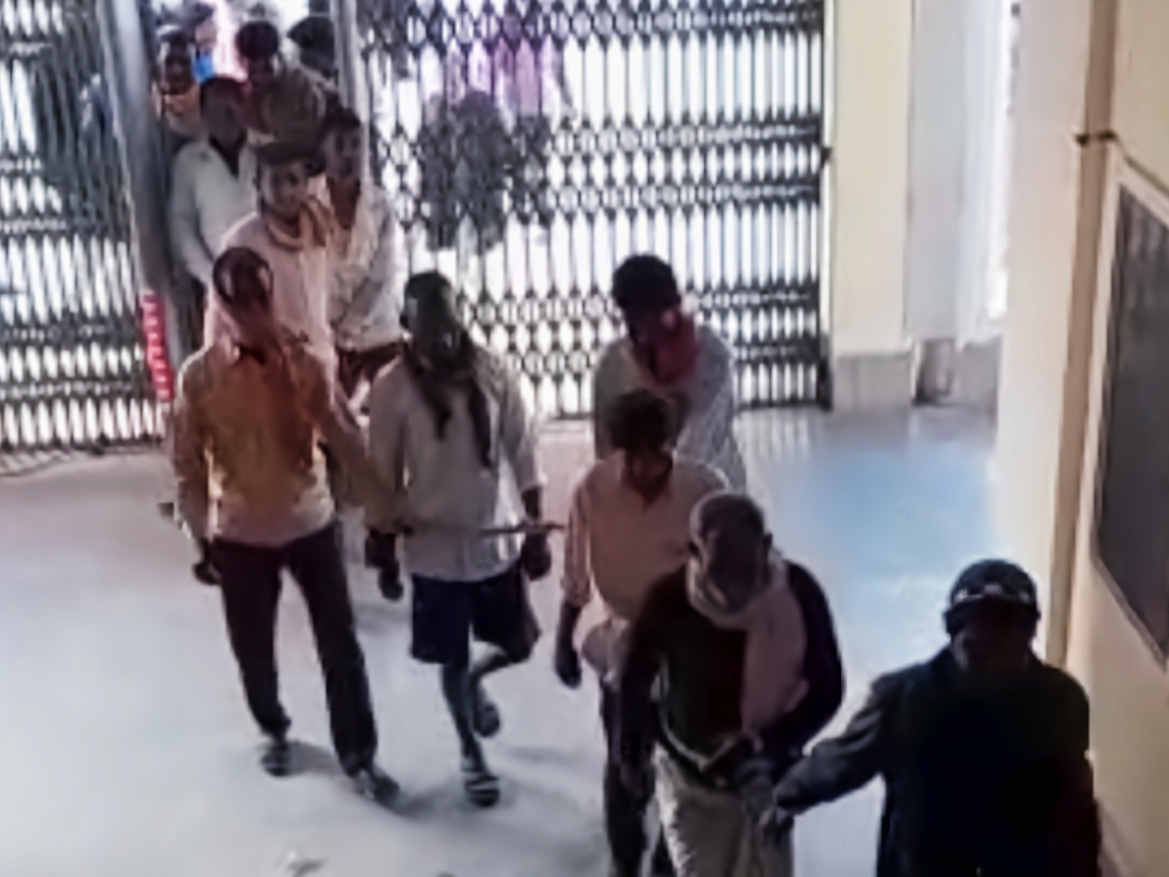 14 people arrested including 7 businessmen, jawans of Lakhisarai and ...