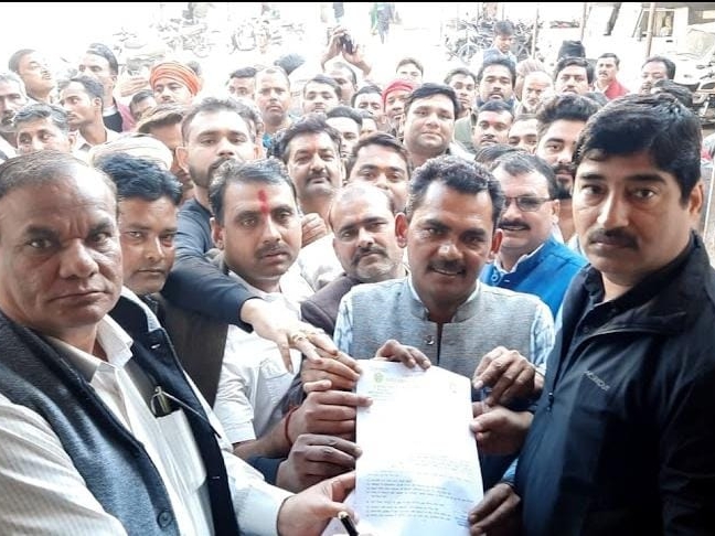 400 rupees are available in the market, 200 rupees in MNREGA, who will ...