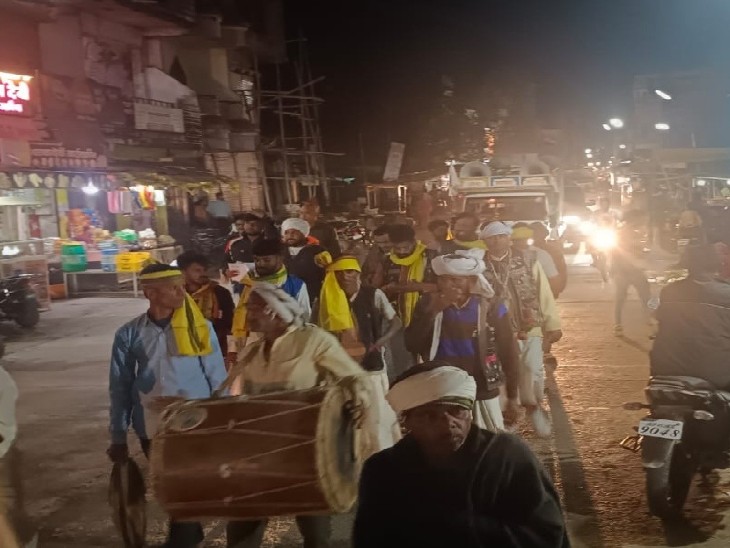 Tribal Bachao Yatra reached the city, welcomed | आदिवासी सांस्कृतिक ...