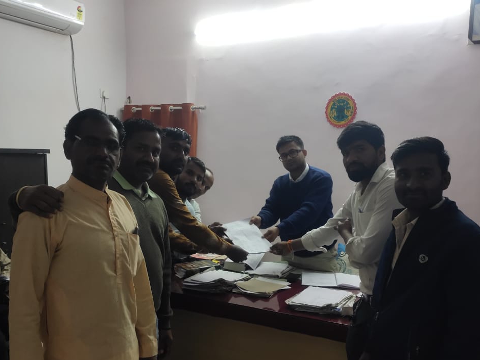 Demand for making certificates of liberated semi-nomadic caste of ...